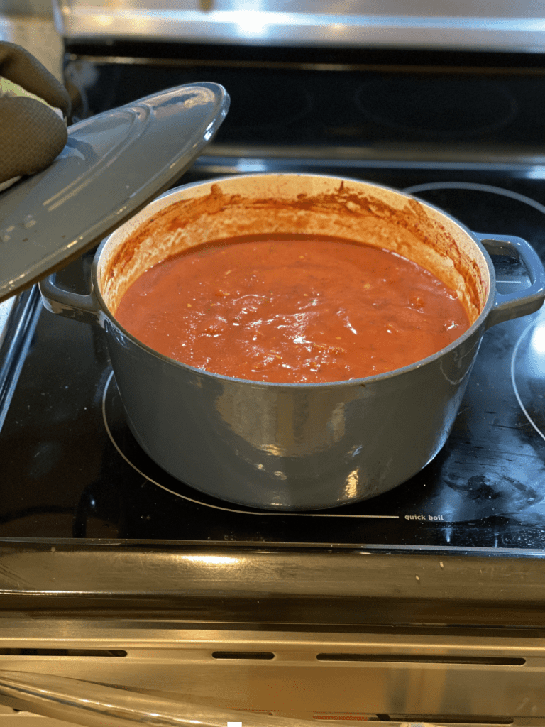 Incredible Dutch Oven Spaghetti Sauce